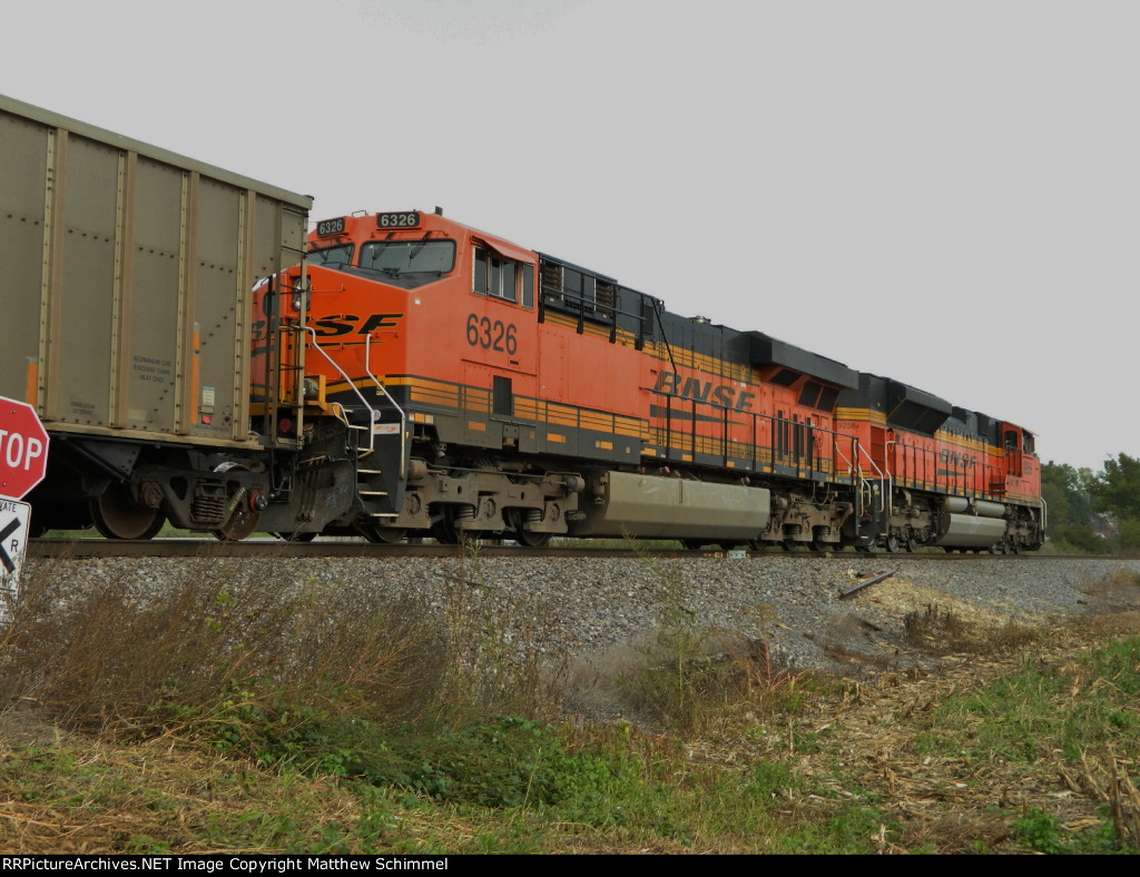 BNSF 6326